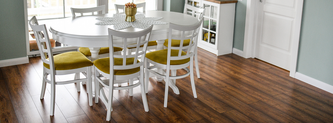 Mobirom - Wooden Chairs and Tables Manufacturer